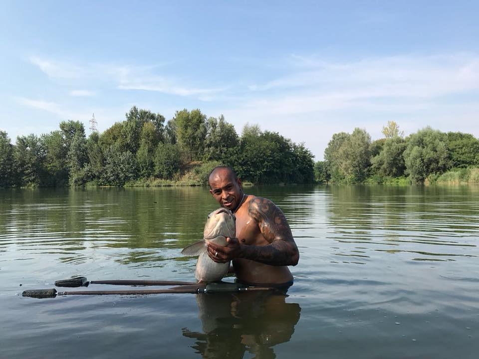 Carp Lake Zabar - tó , horgásztó , horgászvíz részletes adatai